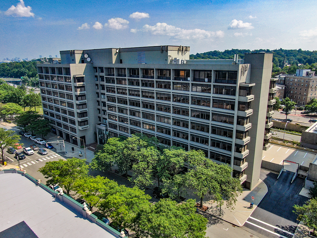 128 CRE Goes the Distance (Kind of) Leasing J.F. White’s Gateway Center ...