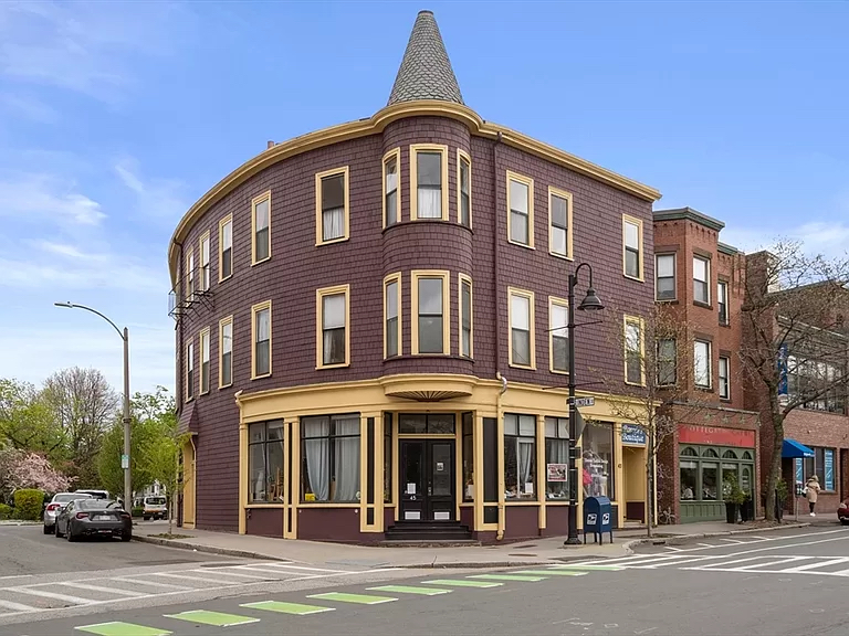 Real Briefs - The Real Reporter